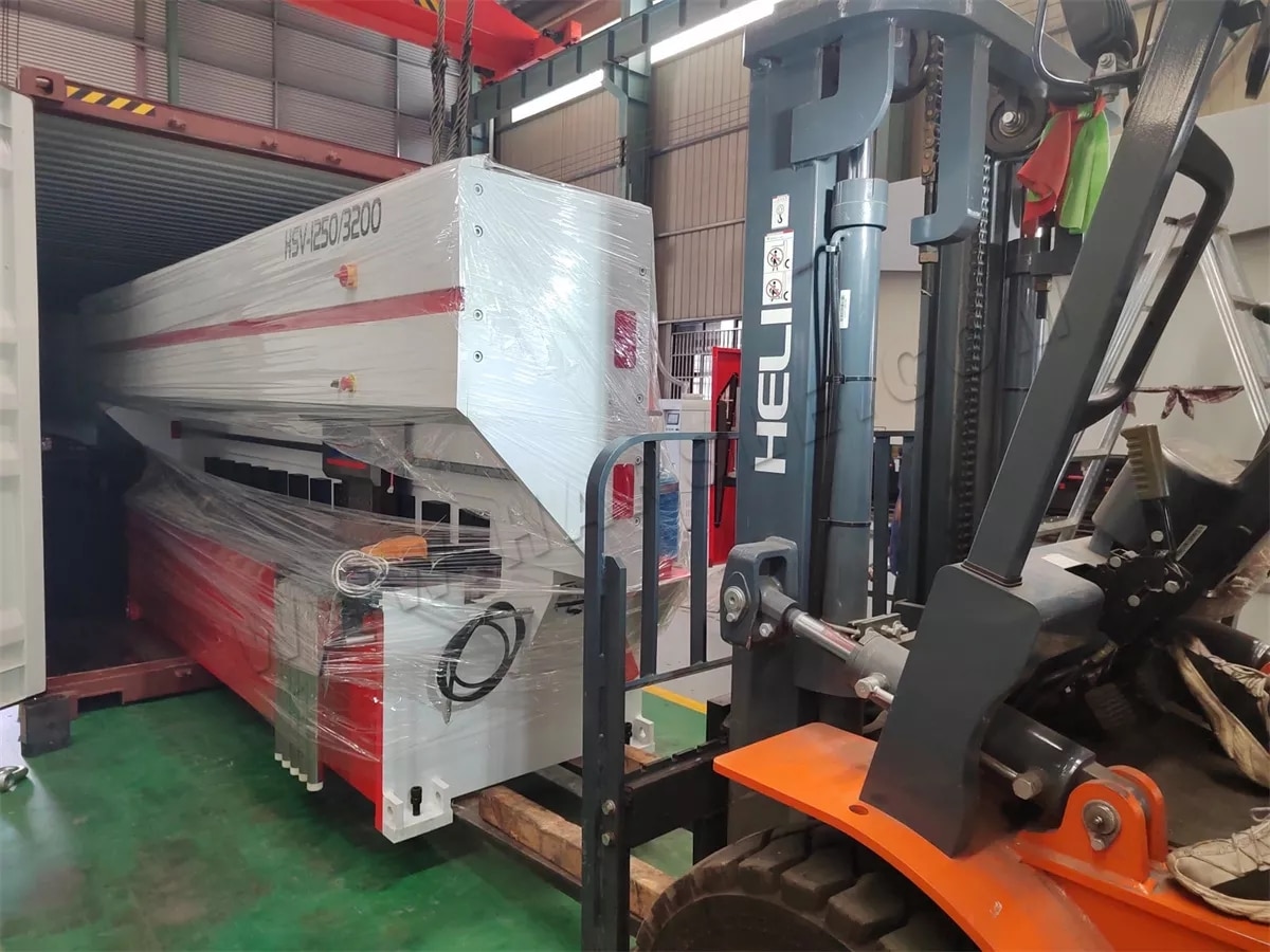 France-HSVC-1250/3200 Vertical Grooving Machine | HARSLE