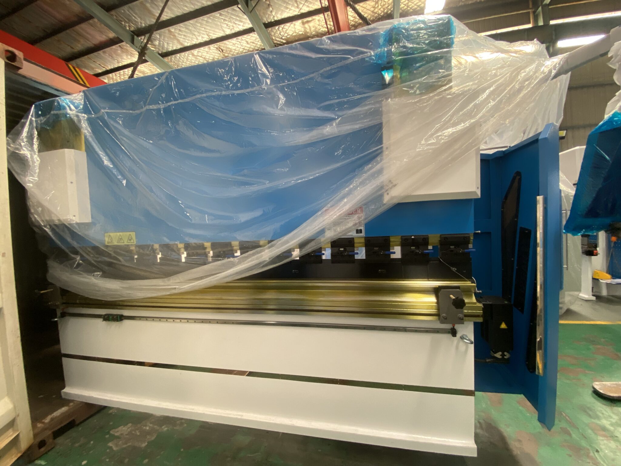 Turkey-CNC Press Brake & Panel Bender & Servo CNC Turret Punch | HARSLE